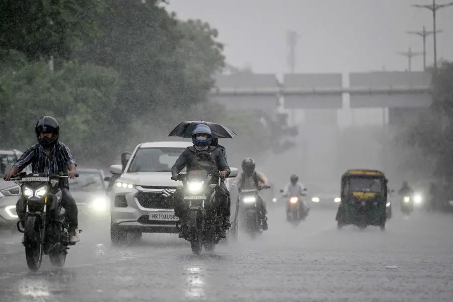 Monsoon arrives in Kerala; Orange alert issued in 8 districts ...