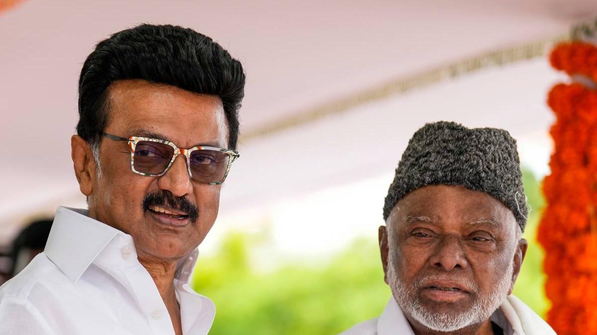 ഡിഎംകെ മുന്നണി വിട്ട് മുസ്ലിം ലീഗ്; വിജയുടെ ടിവികെയ്ക്ക് പിന്തുണ ...