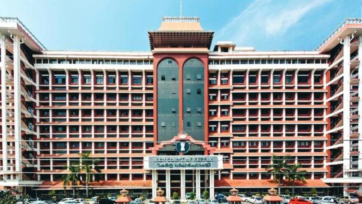 Kerala HC cites Bible to end coconut tree dispute | Mathrubhumi English