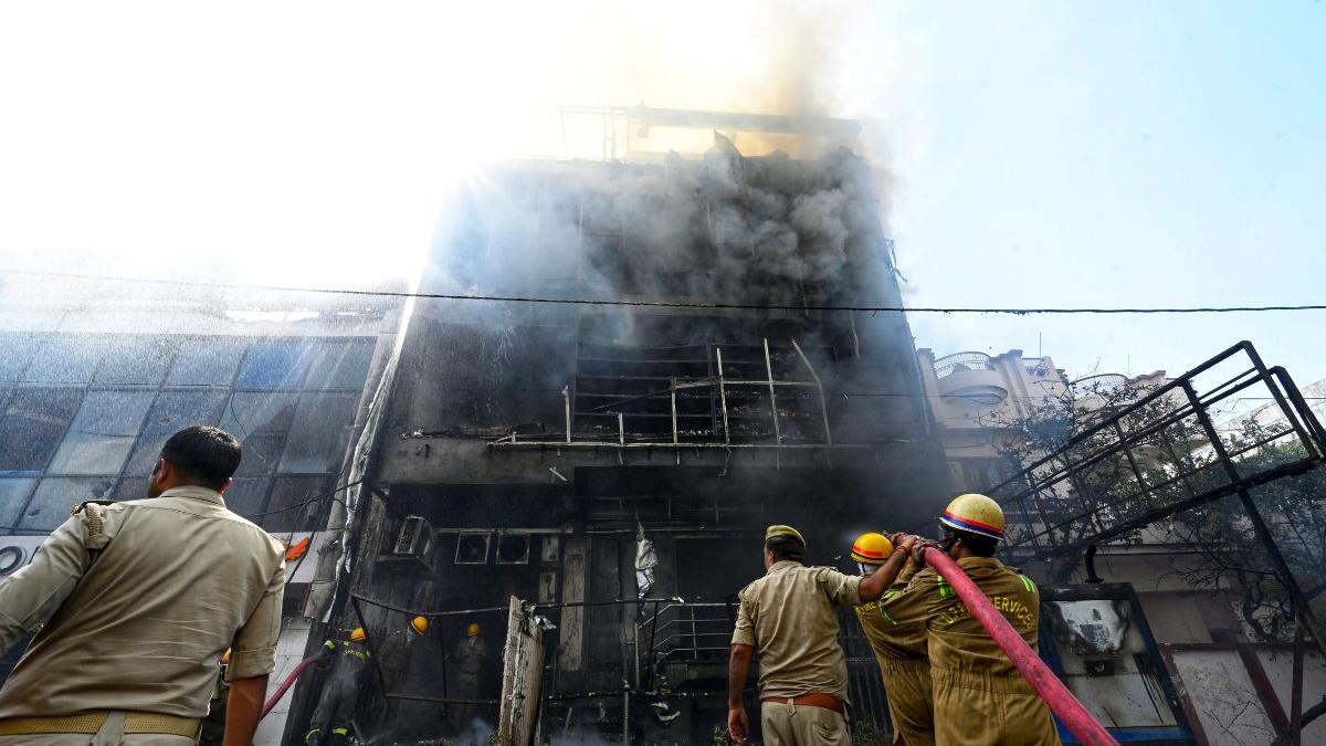 Lucknow fire: LDA moves to demolish coaching centre building after ...